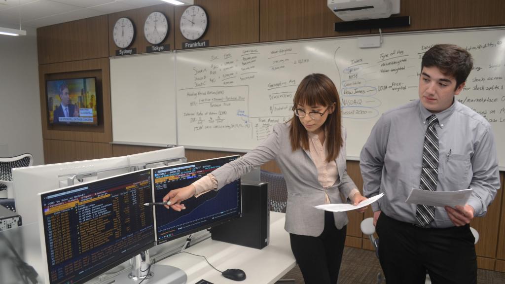 Why Study Accounting in College? | North Central College